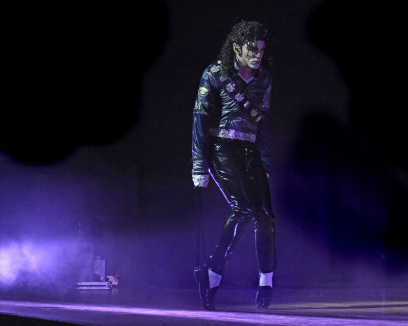 Michael Starring Ben – Great Songs, Iconic Dances, Meticulous Attention ...